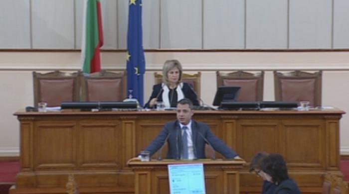 Делян Добрев: Сделката за ЧЕЗ ще мине най-щателна проверка от КЗК и ...