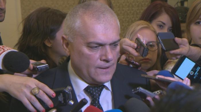 Валентин Радев: Още има сигнали за избягалите затворници от Софийския ...